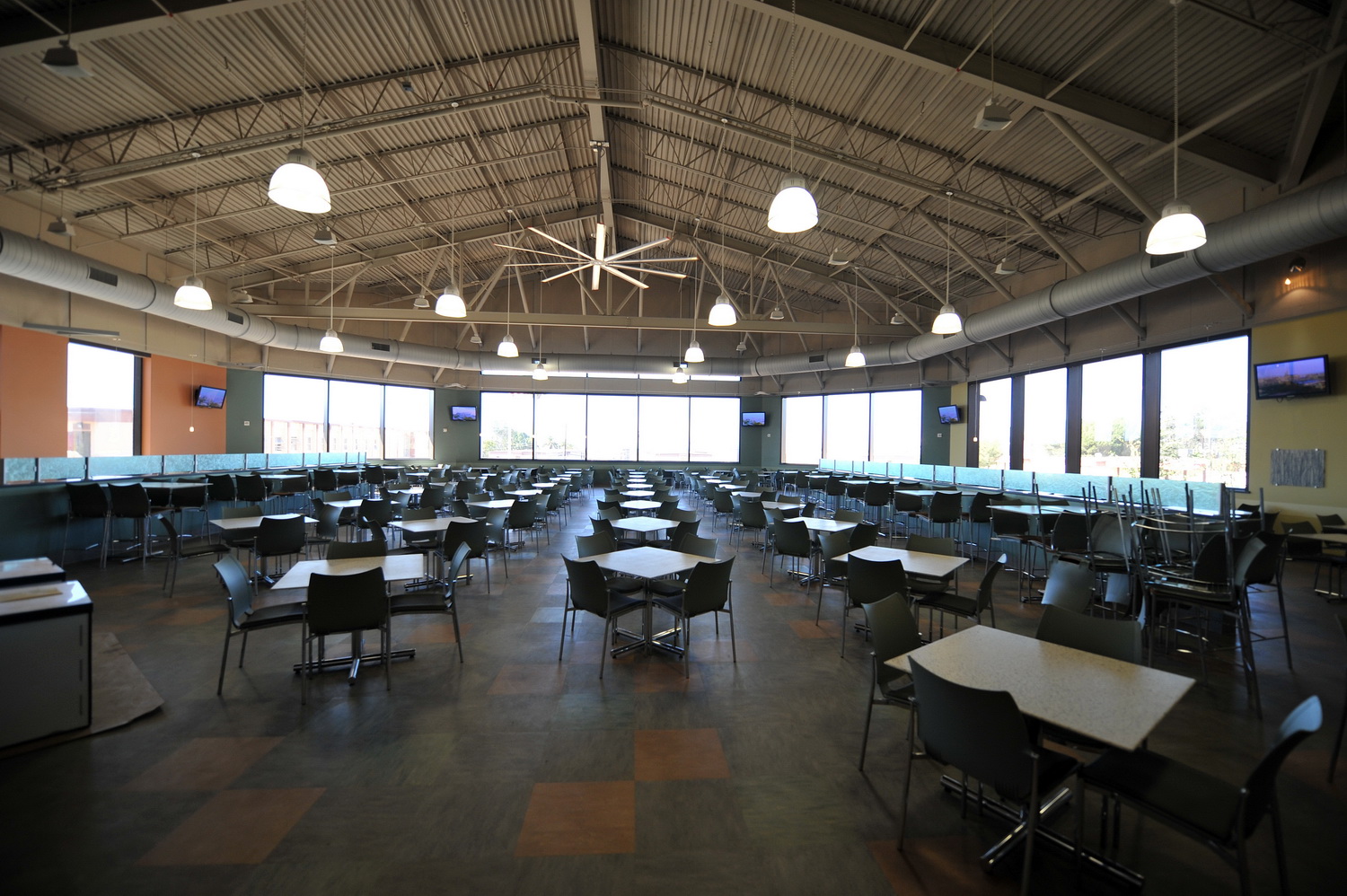 BEQ P-206 & P-028 ENLISTED DINING FACILITY - Atlas Mechanical, Inc.